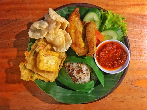 20 Makanan Khas Jawa Barat yang Populer dan Nikmat Menggoda ... 20 Makanan Khas Jawa Barat yang Populer dan Nikmat Menggoda ...